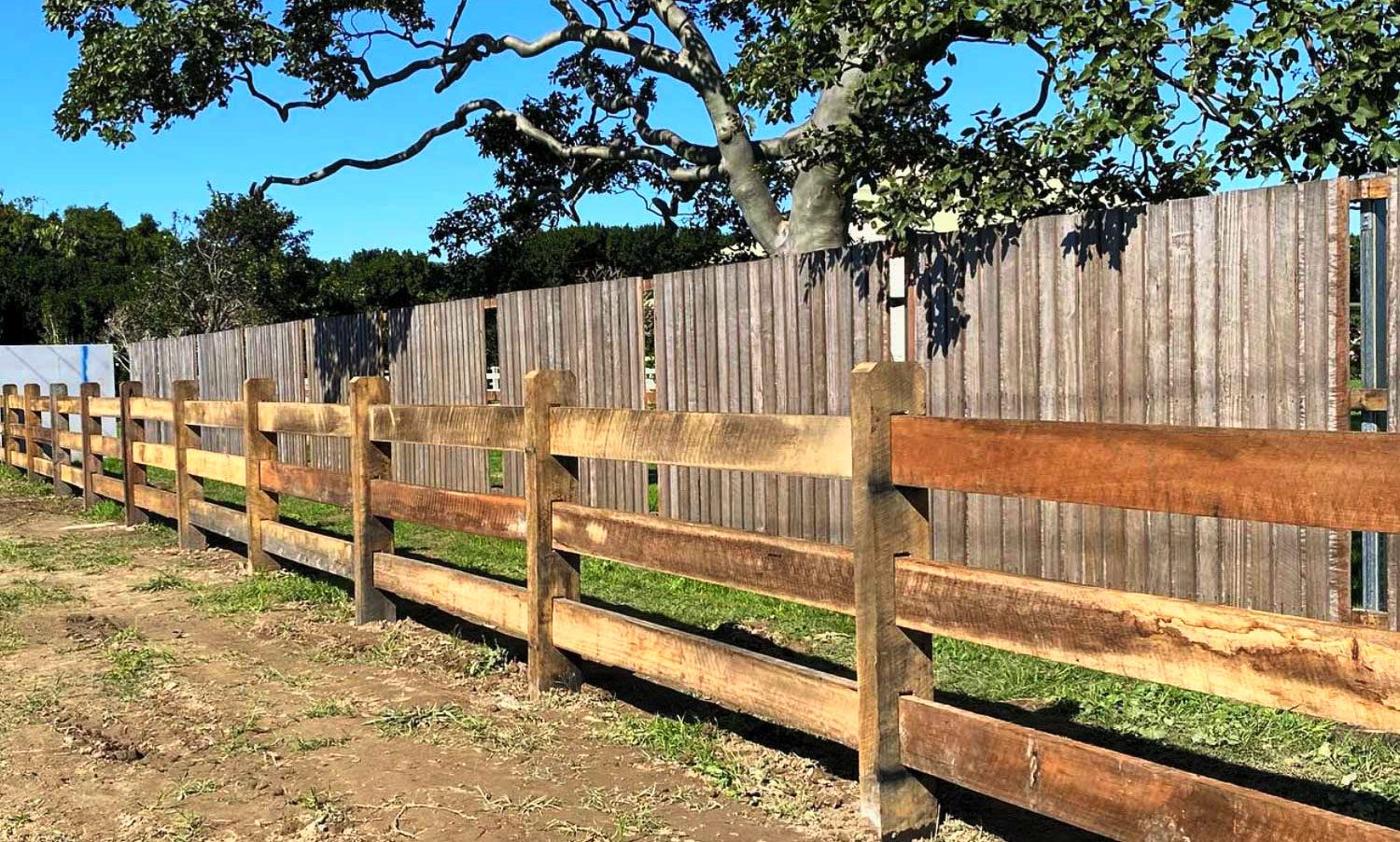 Building an Enduring Fence – Long Flat Timbers